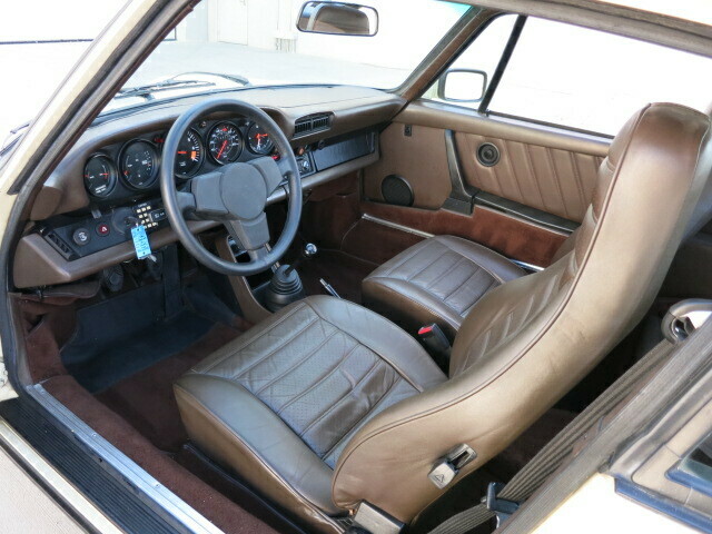 1980 PORSCHE 911 SC 2 DOOR COUPE - Interior - 157721