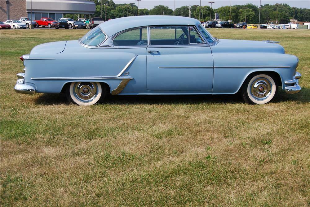 1953 OLDSMOBILE 88 2 DOOR HARDTOP - Side Profile - 157797