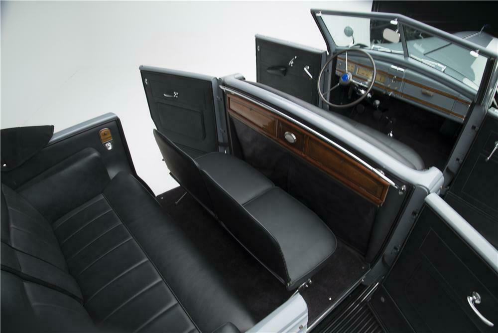 1937 LINCOLN K WILLOUGHBY 7 PASSENGER TOURING - Interior - 161316