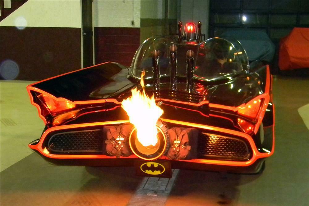 1979 LINCOLN BATMOBILE RE-CREATION - Rear 3/4 - 161581