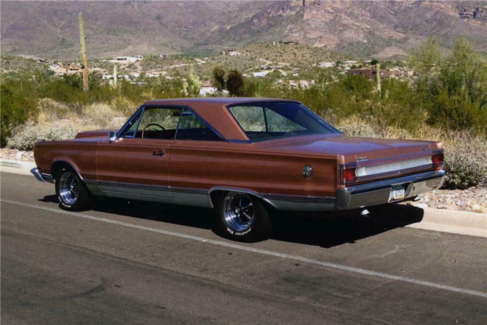 1967 PLYMOUTH SATELLITE CUSTOM 2 DOOR HARDTOP - Rear 3/4 - 163407