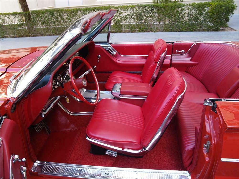 1964 FORD THUNDERBIRD CONVERTIBLE - Interior - 170951
