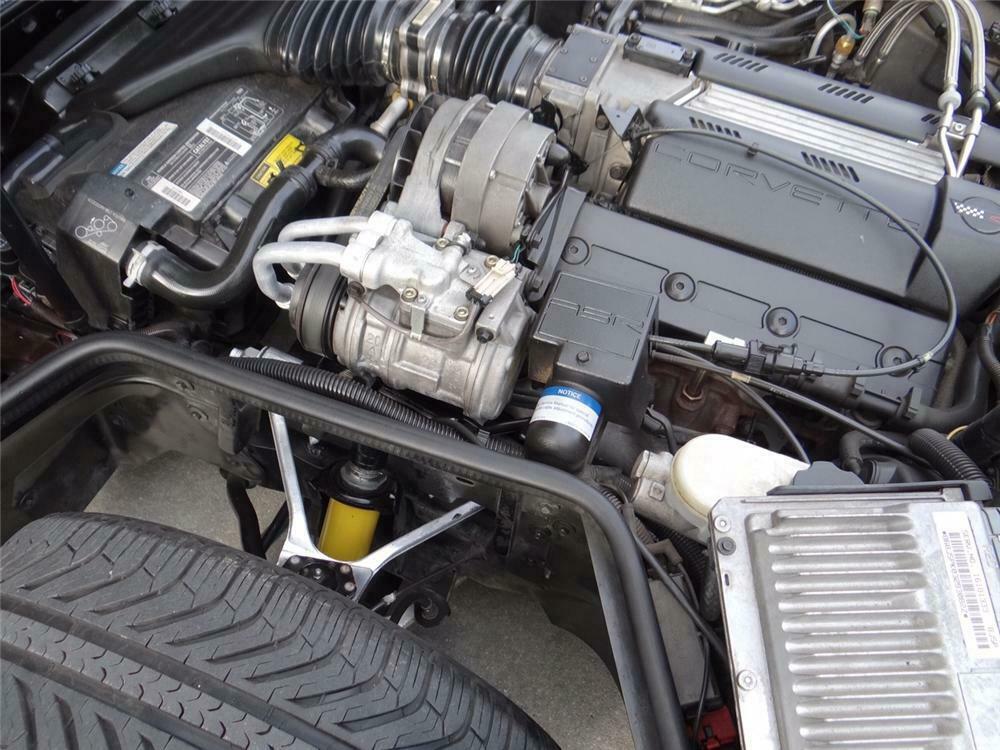 1994 CHEVROLET CORVETTE CONVERTIBLE - Engine - 170972