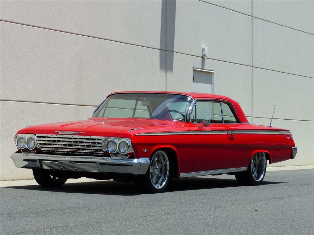 1962 CHEVROLET IMPALA CUSTOM 2 DOOR COUPE - Front 3/4 - 175138
