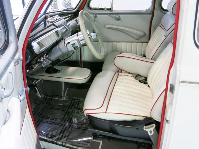 1941 MERCURY SUPER DELUXE CUSTOM BUSINESS COUPE - Interior - 175159