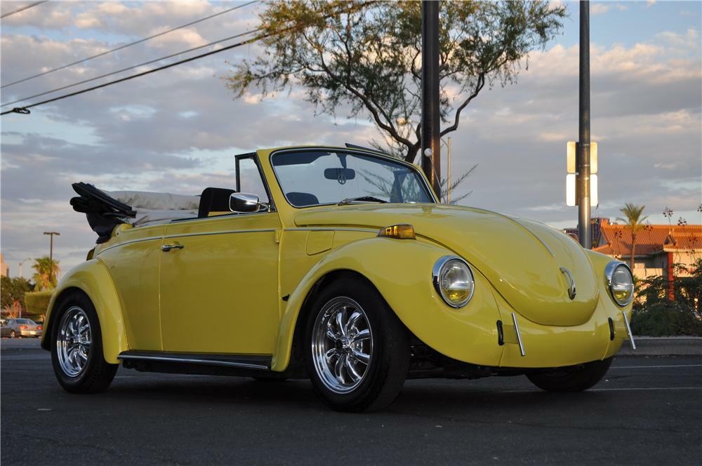 1971 VOLKSWAGEN BEETLE CUSTOM CONVERTIBLE - Front 3/4 - 175167