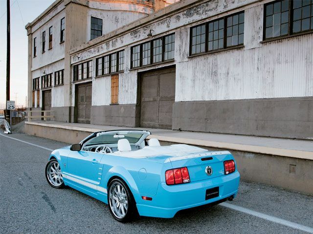 2005 FORD MUSTANG CUSTOM CONVERTIBLE - Rear 3/4 - 177249