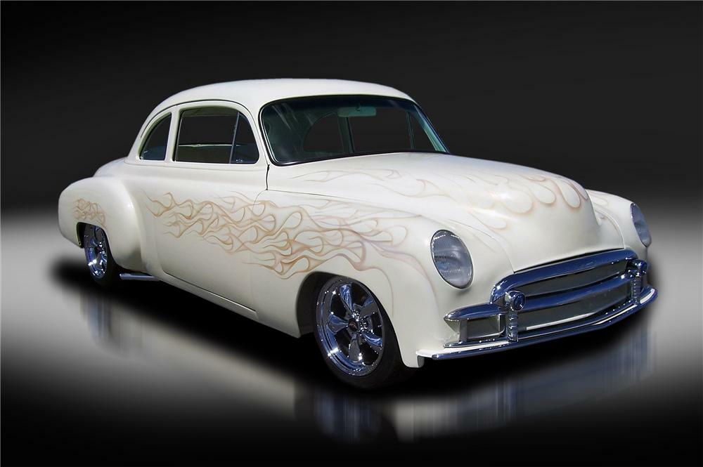 1951 CHEVROLET CUSTOM 2 DOOR COUPE - Front 3/4 - 177392