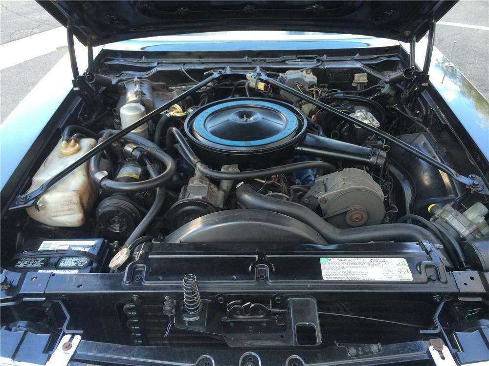 1977 CADILLAC SEVILLE CUSTOM 2 DOOR COUPE - Engine - 177674