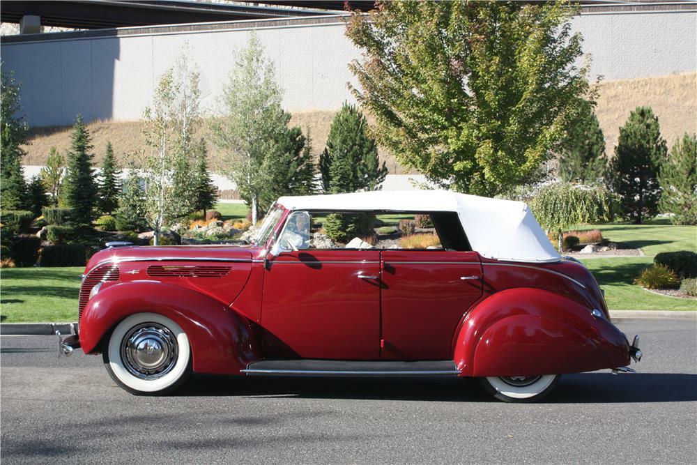 1938 FORD DELUXE CUSTOM CONVERTIBLE SEDAN - Side Profile - 178490