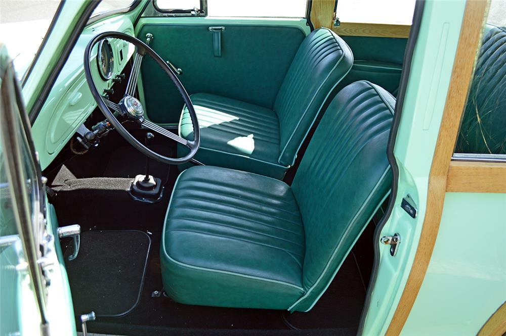 1956 MORRIS MINOR TRAVELER WAGON - Interior - 178691