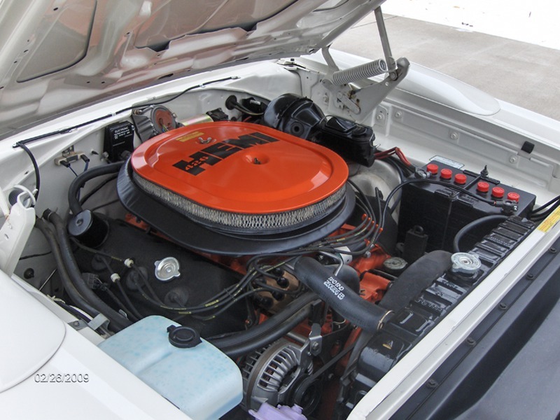 1970 PLYMOUTH HEMI SUPERBIRD - Engine - 179901