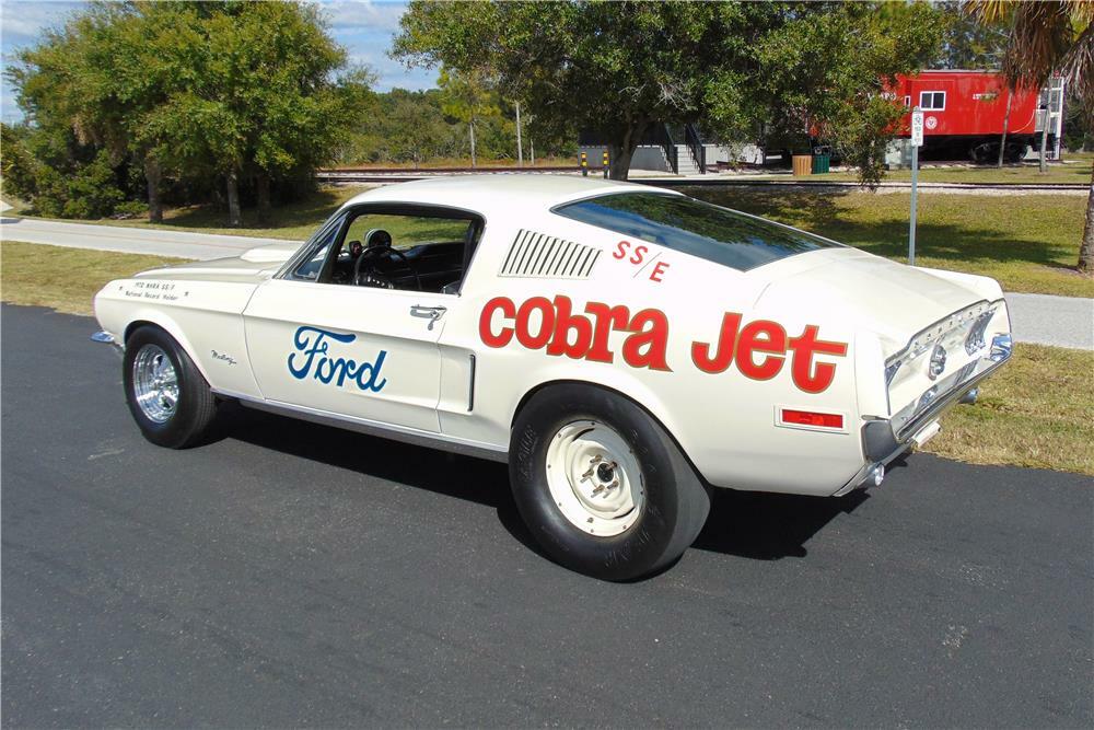 1968 FORD MUSTANG 428 CJ "R" FASTBACK - Rear 3/4 - 180019
