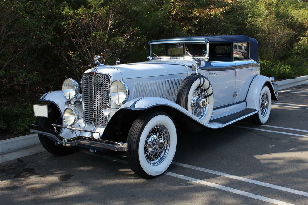 1932 AUBURN 12 160A CONVERTIBLE SEDAN - Front 3/4 - 180514