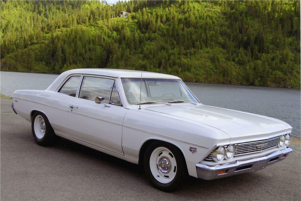 1966 CHEVROLET CHEVELLE 300 DELUXE CUSTOM - Front 3/4 - 181007