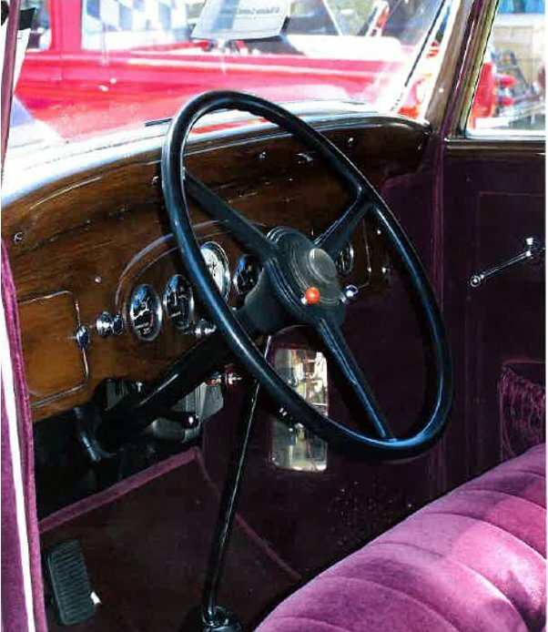 1932 PACKARD CUSTOM 4 DOOR SEDAN - Interior - 181521