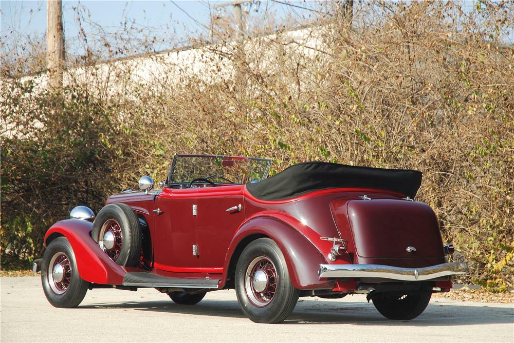 1934 AUBURN CONVERTIBLE SEDAN - Rear 3/4 - 181587