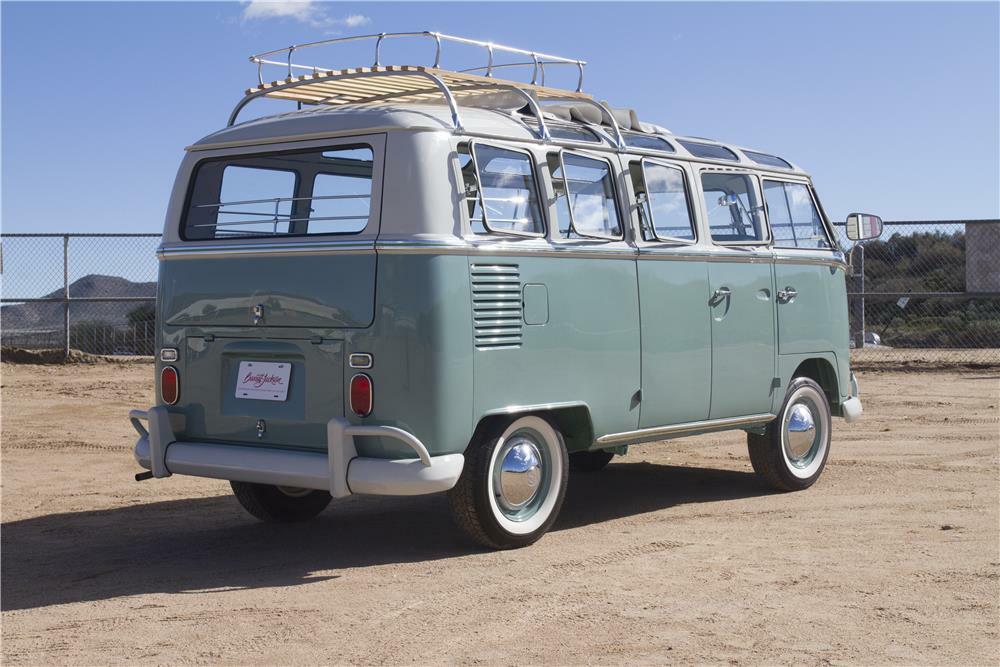 1967 VOLKSWAGEN 21 WINDOW MICROBUS - Rear 3/4 - 181719