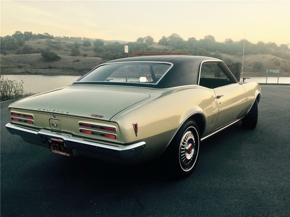 1968 PONTIAC FIREBIRD - Rear 3/4 - 182088