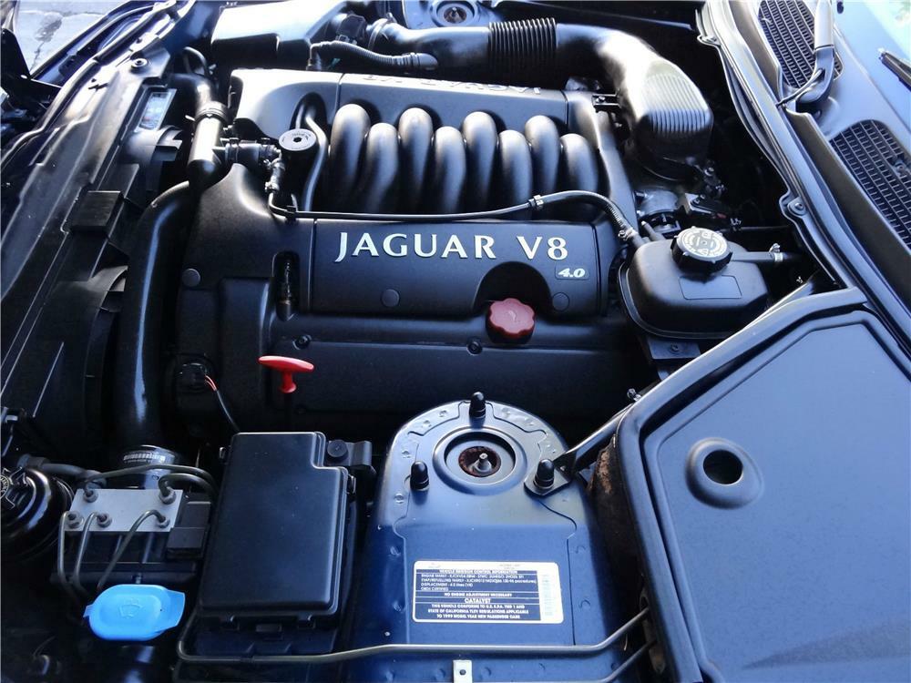 1997 JAGUAR XK8 CONVERTIBLE - Engine - 182868