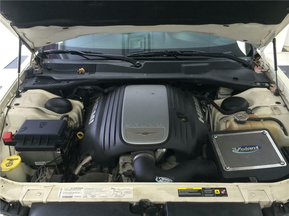 2006 CHRYSLER 300C SEDAN - Engine - 184004