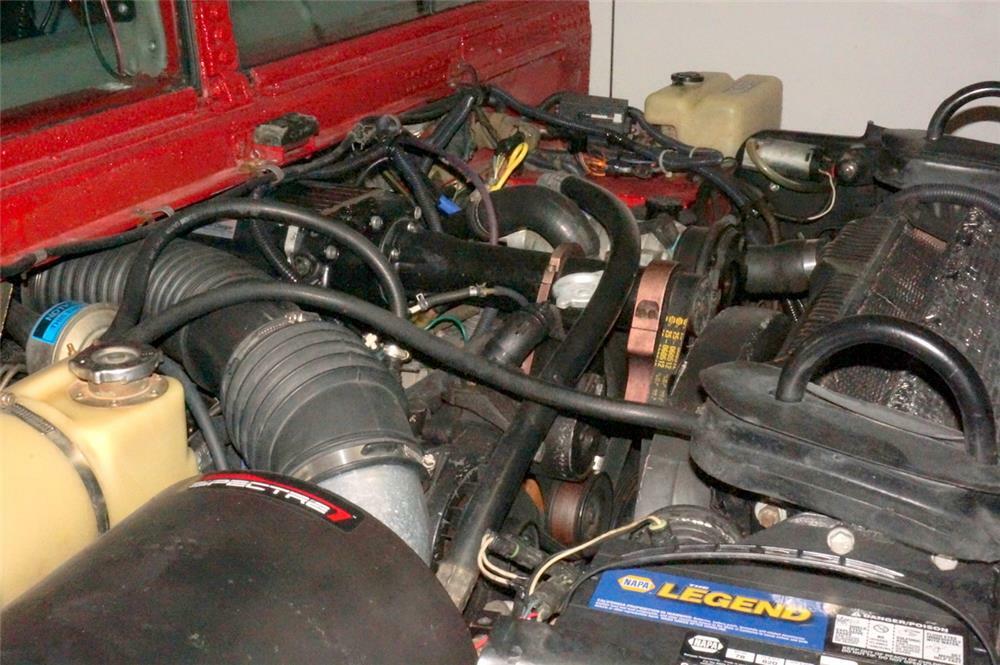 1994 AM GENERAL HUMMER H1 CUSTOM SUV - Engine - 185105