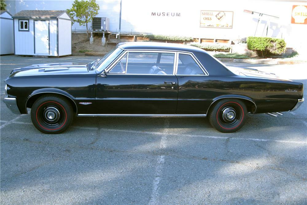 1964 PONTIAC GTO - Side Profile - 185574