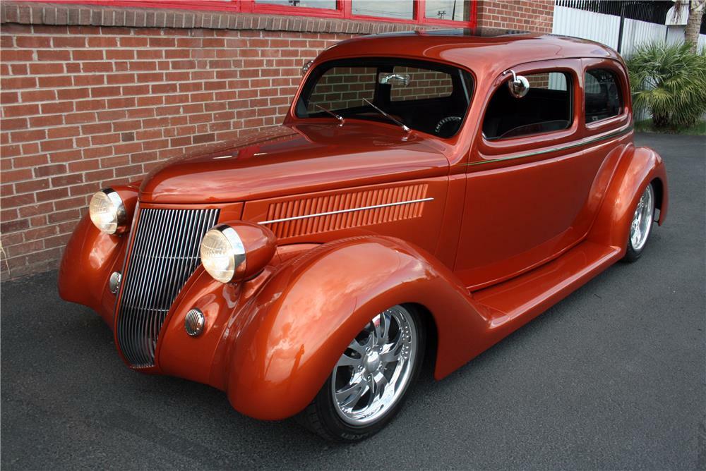 1936 FORD CUSTOM SEDAN - Front 3/4 - 185659