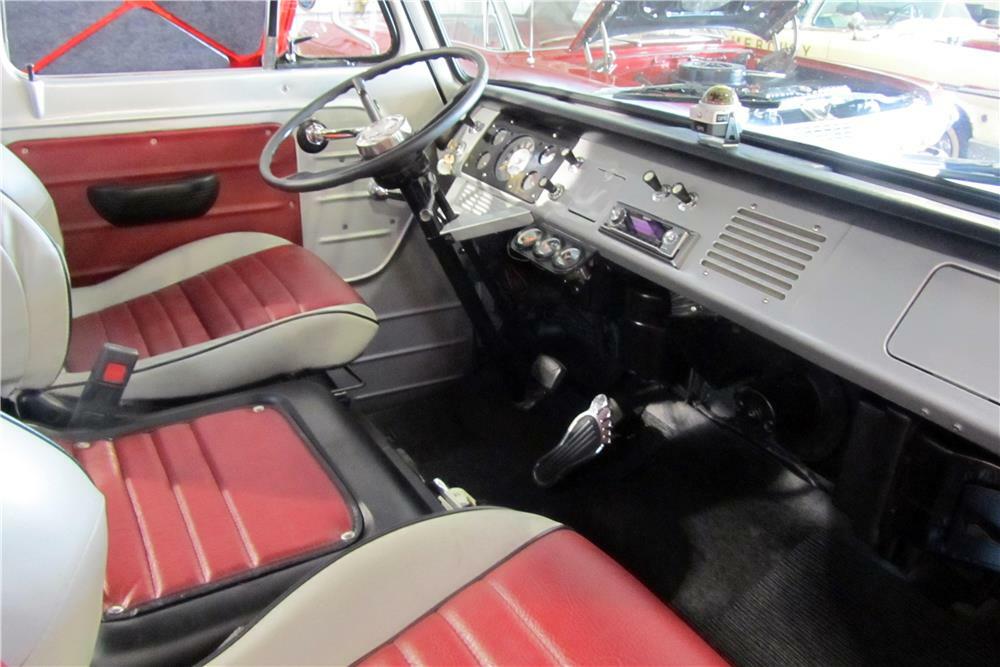 1961 FORD ECONOLINE CUSTOM PICKUP - Interior - 185747