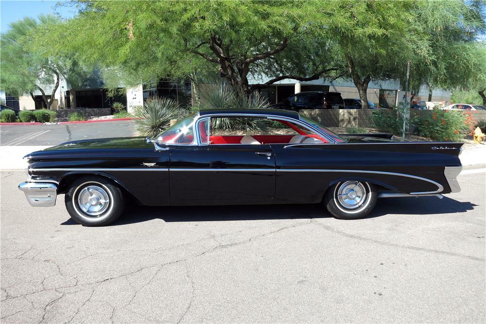 1959 PONTIAC CATALINA - Side Profile - 185871