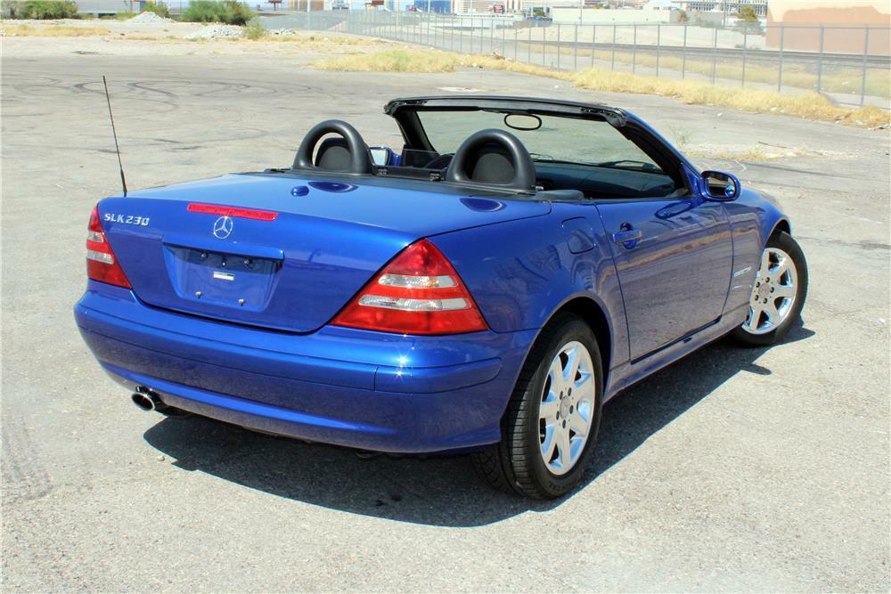 2002 MERCEDES-BENZ SLK230 CONVERTIBLE - Rear 3/4 - 185916
