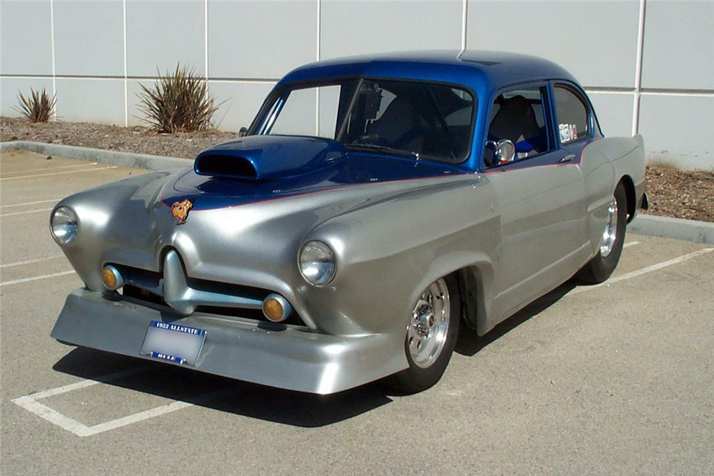 1952 KAISER CUSTOM COUPE - Front 3/4 - 186900
