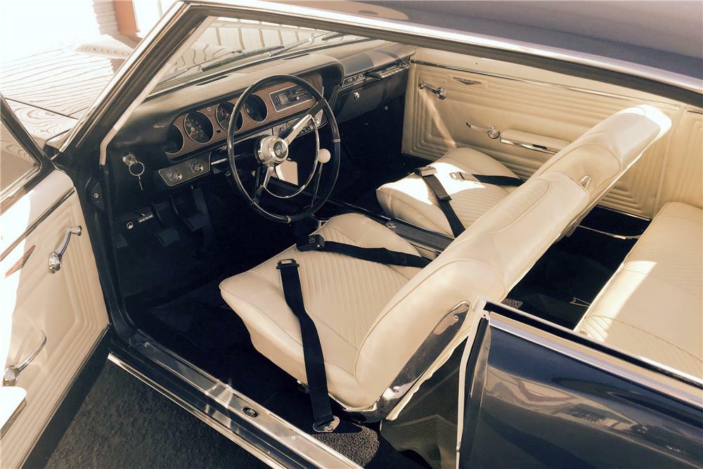 1965 PONTIAC GTO - Interior - 187056