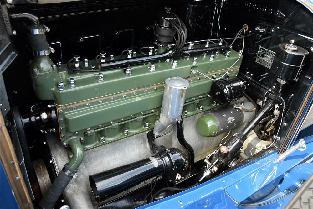1929 PACKARD 640 "STRAIGHT 8" ROADSTER - Engine - 187065