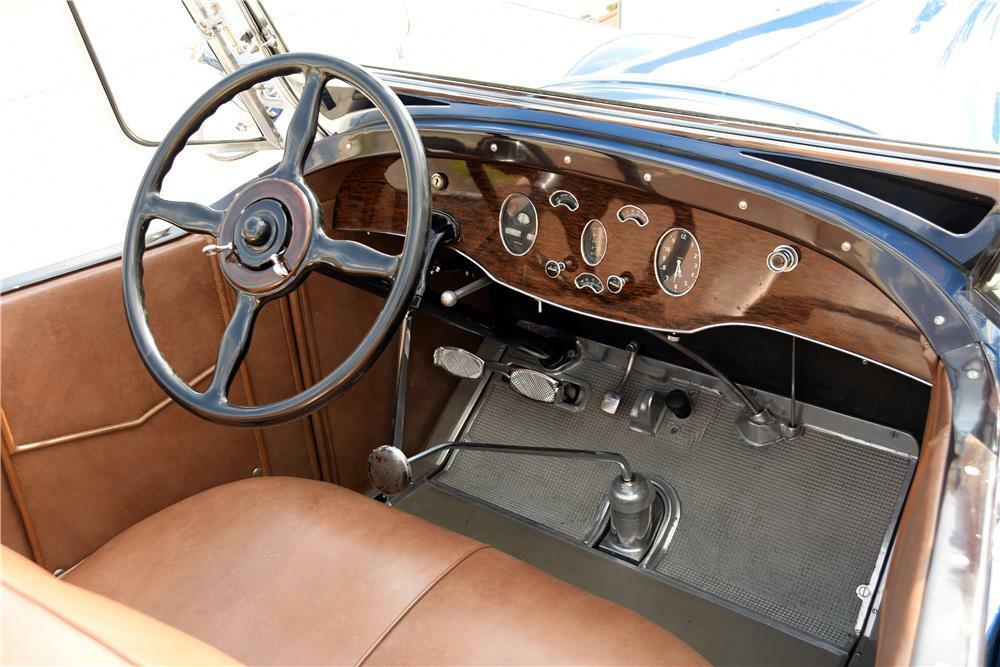 1929 PACKARD 640 "STRAIGHT 8" ROADSTER - Interior - 187065