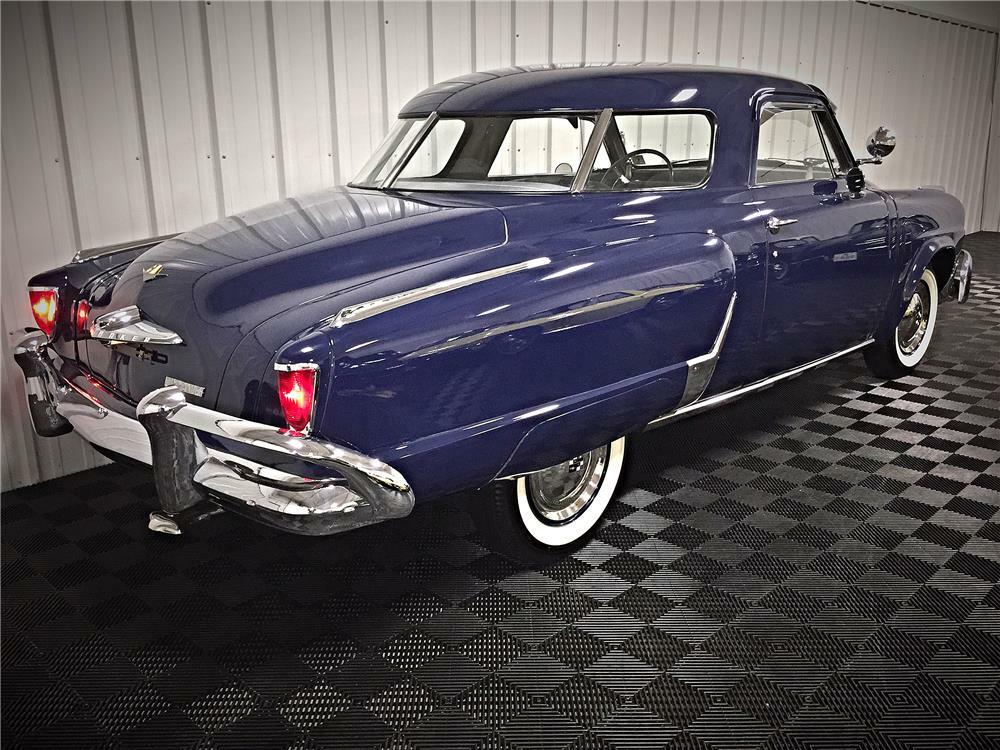 1952 STUDEBAKER COMMANDER - Rear 3/4 - 187507