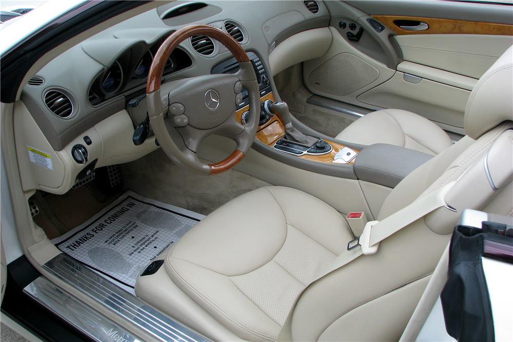 2007 MERCEDES-BENZ SL550 CONVERTIBLE - Interior - 188642