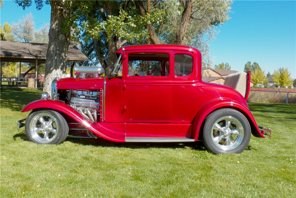 1930 FORD MODEL A CUSTOM COUPE - Side Profile - 188648