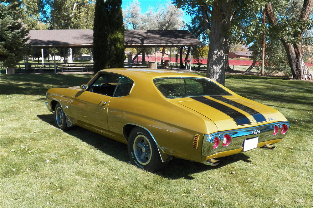 1971 CHEVROLET CHEVELLE SS - Rear 3/4 - 188650