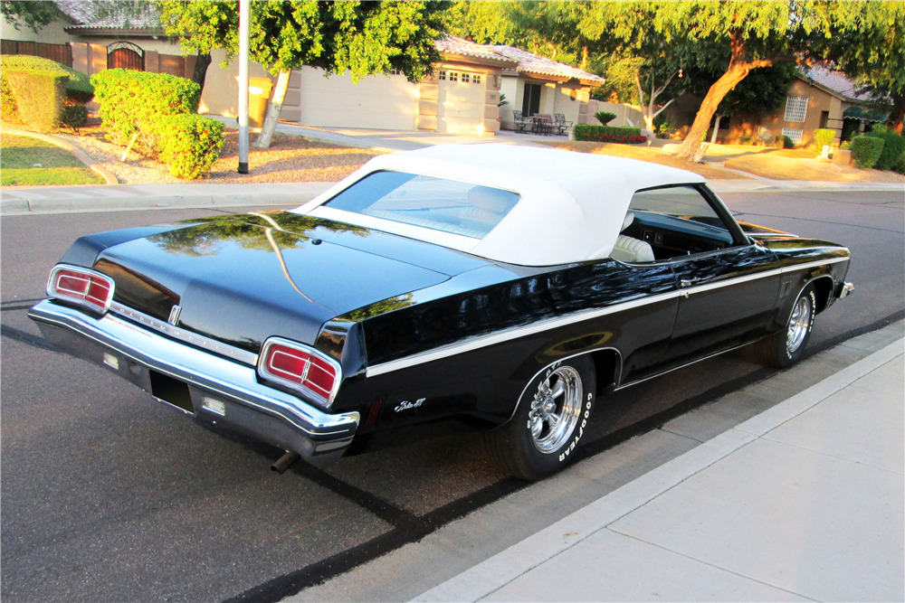 1973 OLDSMOBILE DELTA 88 ROYALE CONVERTIBLE - Rear 3/4 - 188677
