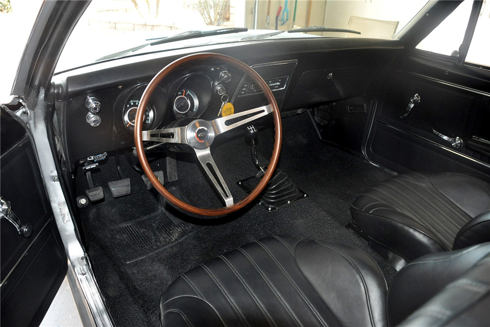 1967 CHEVROLET CAMARO CUSTOM COUPE - Interior - 188763