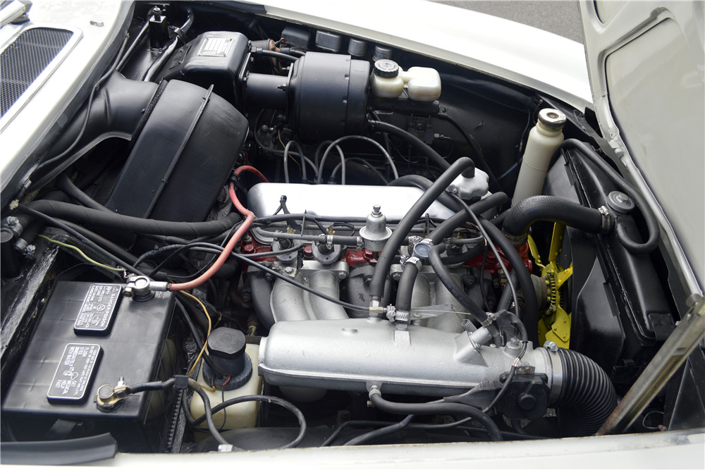 1972 VOLVO P1800 E SPORT COUPE - Engine - 188771