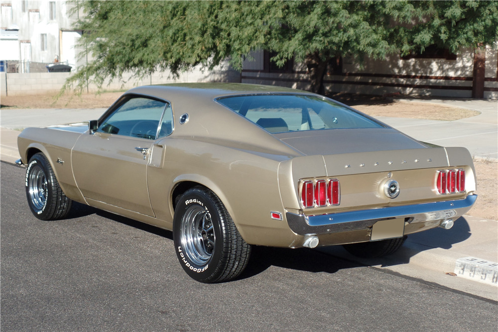 1969 FORD MUSTANG FASTBACK - Rear 3/4 - 189167