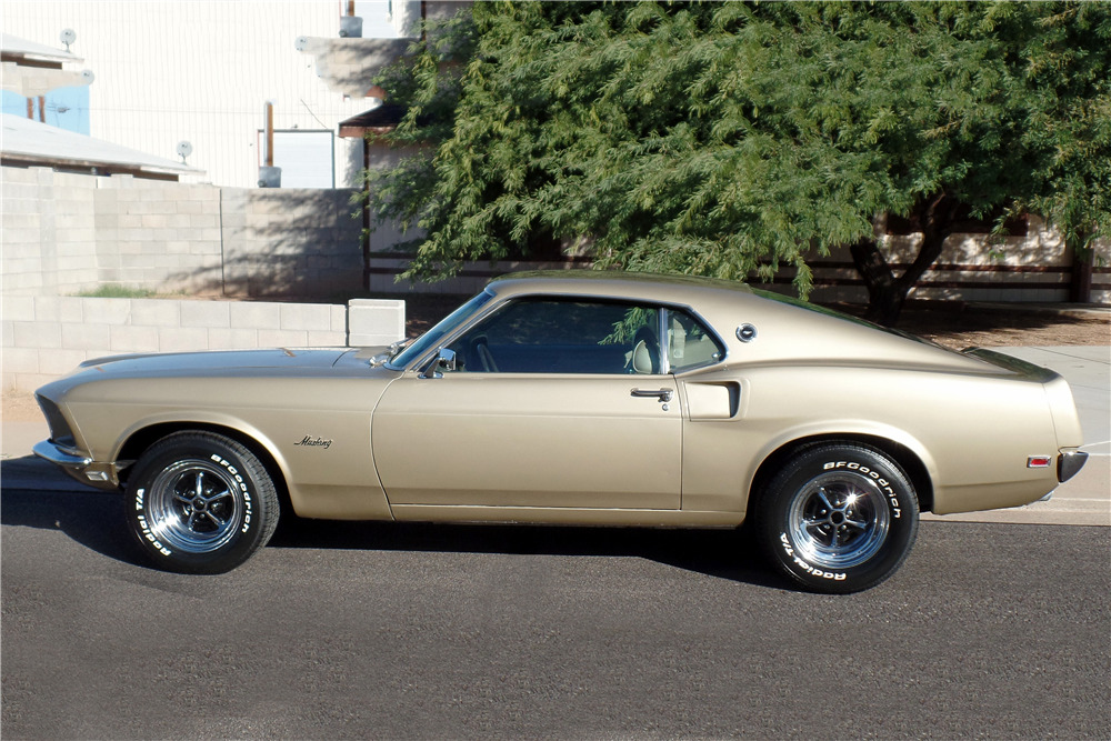 1969 FORD MUSTANG FASTBACK - Side Profile - 189167