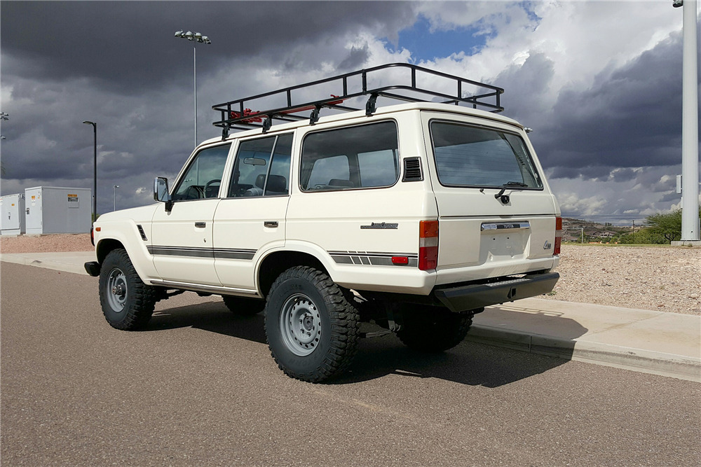 1985 TOYOTA FJ-60 SUV - Rear 3/4 - 189180