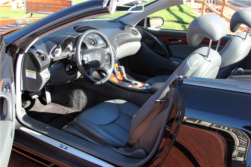 2005 MERCEDES-BENZ SL500 CONVERTIBLE - Interior - 189186