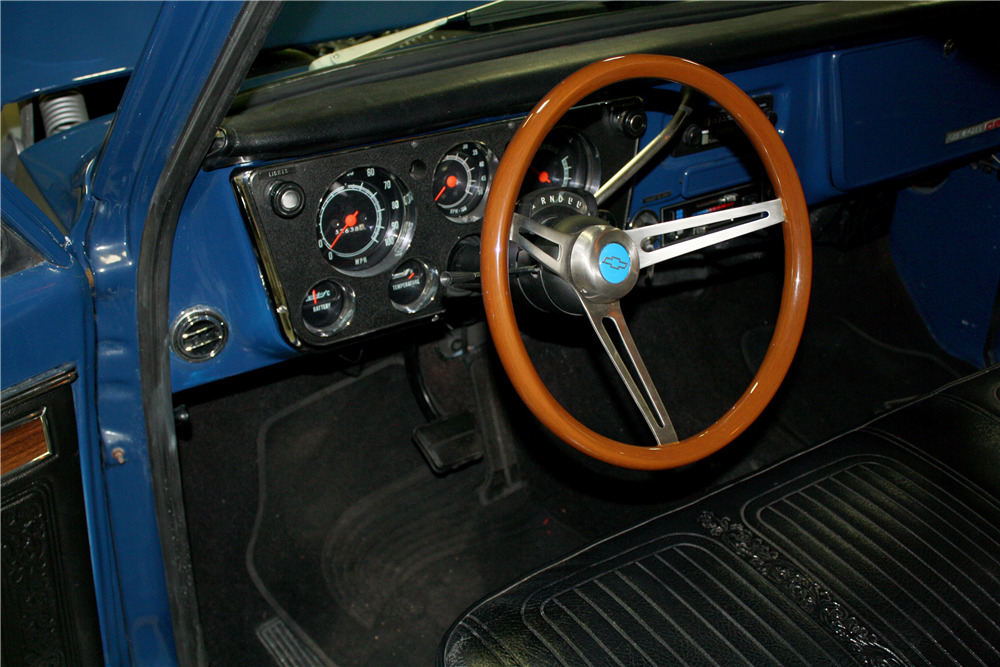 1970 CHEVROLET C-10 CUSTOM PICKUP - Interior - 189231