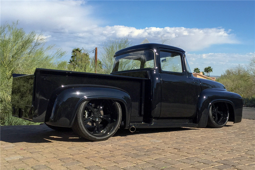 1956 FORD F-100 CUSTOM PICKUP - Rear 3/4 - 189746