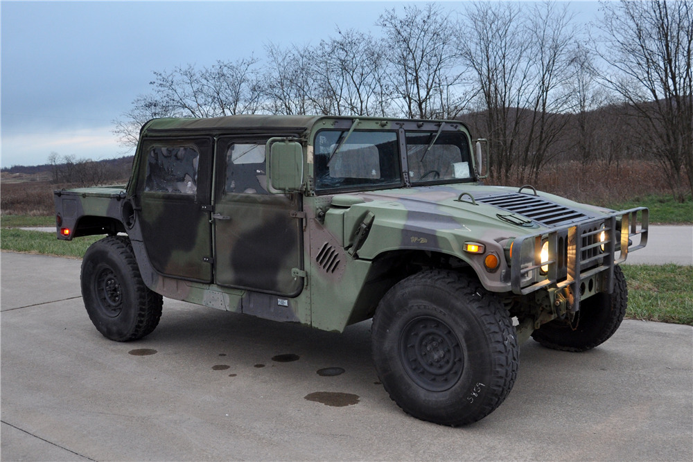 1991 HUMMER SUV - Front 3/4 - 189788