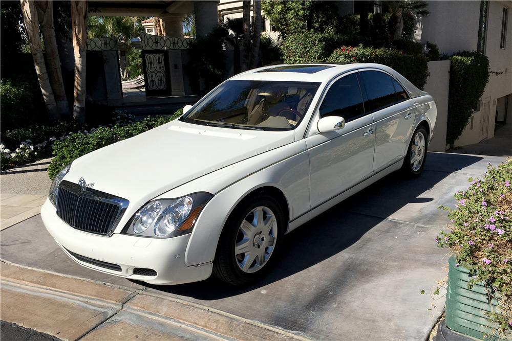 2004 MAYBACH 57 4-DOOR SEDAN - Front 3/4 - 189797